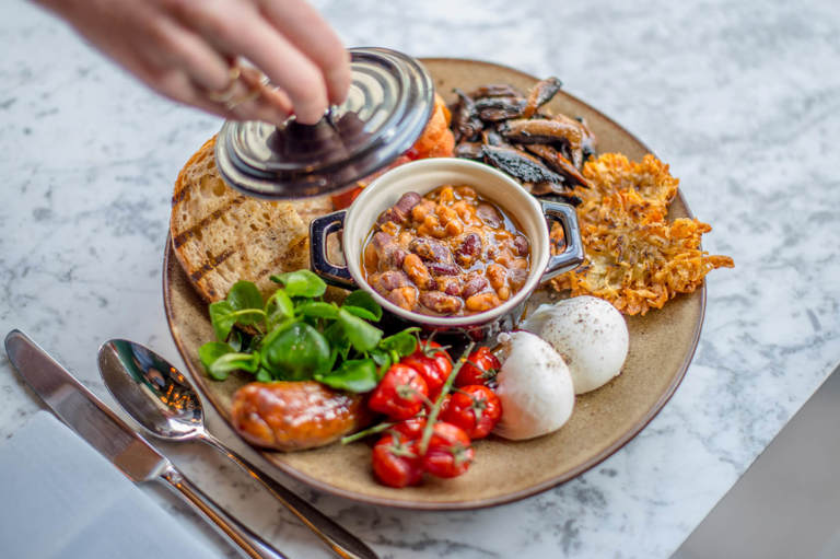 The Lampery: Exquisite Restaurant Near Tower of London | Apex Hotels