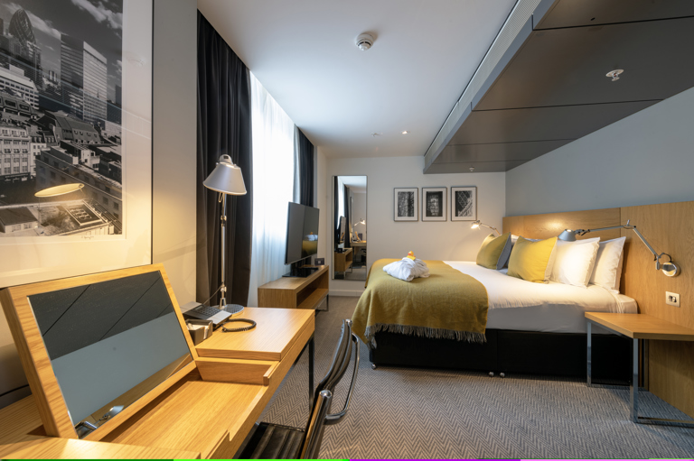 City Room | Hotel Rooms in Central London | Apex City of London Hotel