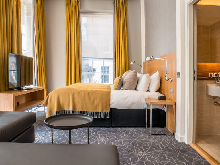 Hotels in Edinburgh City Centre | Book Direct | Apex Waterloo Place Hotel