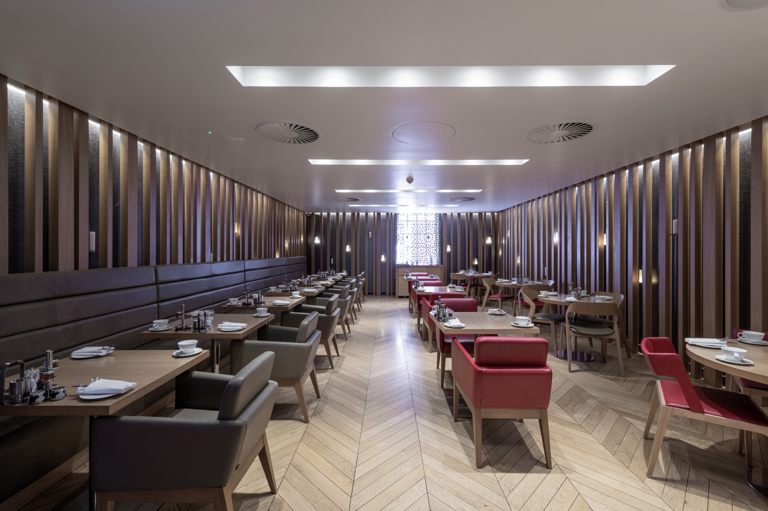 Chambers Restaurant | Fleet Street Dining | Apex Temple Court Hotel